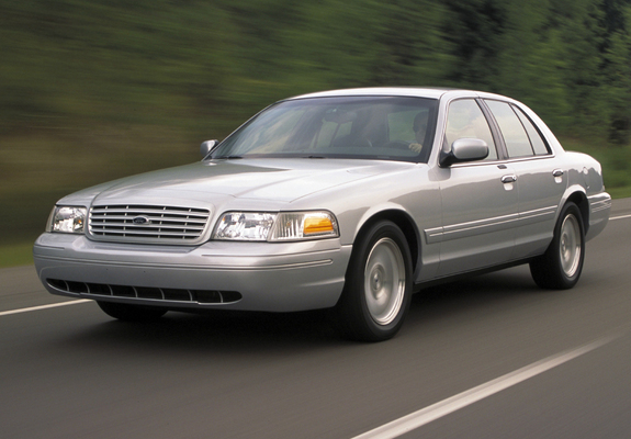 Ford Crown Victoria - Review