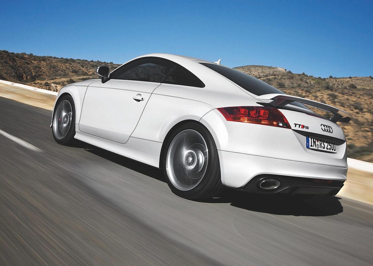 Audi TT - Review and Specs
