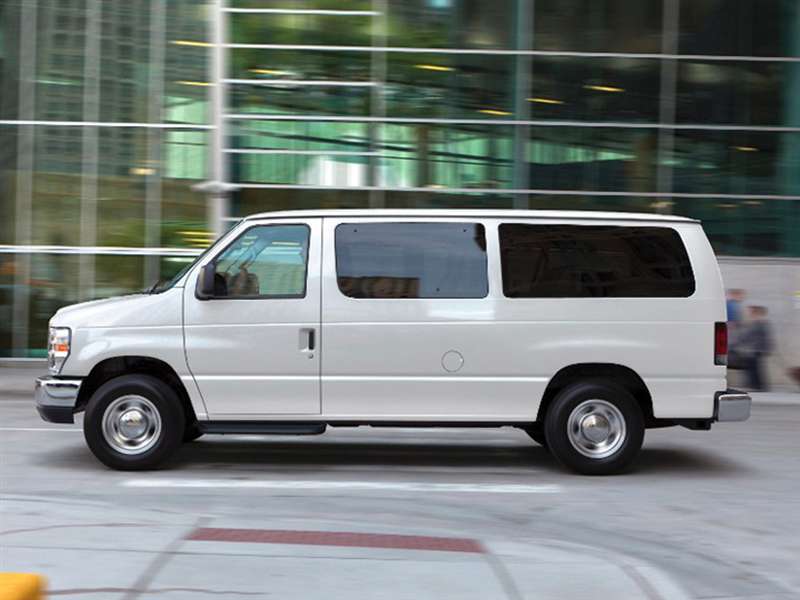 Ford E 250 - Specs & Review